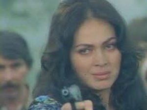 Türkan Şoray'ın Dünyanın En Güzel Kadını Olduğuna Kanıt 18 Türkan Şoray Filmi | ListeList.com