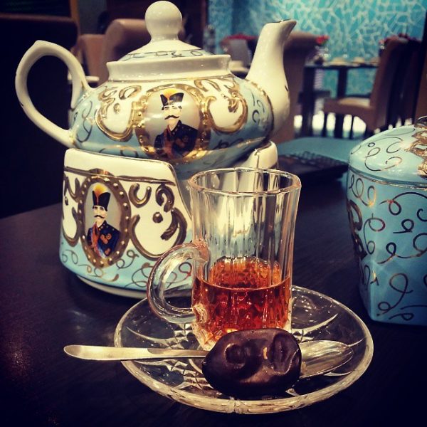 17 Farklı Bardakta Dünya'da Çay Nasıl İçiliyor? | ListeList.com