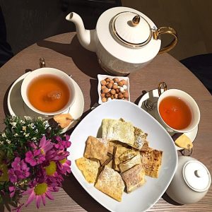 17 Farklı Bardakta Dünya'da Çay Nasıl İçiliyor? | ListeList.com