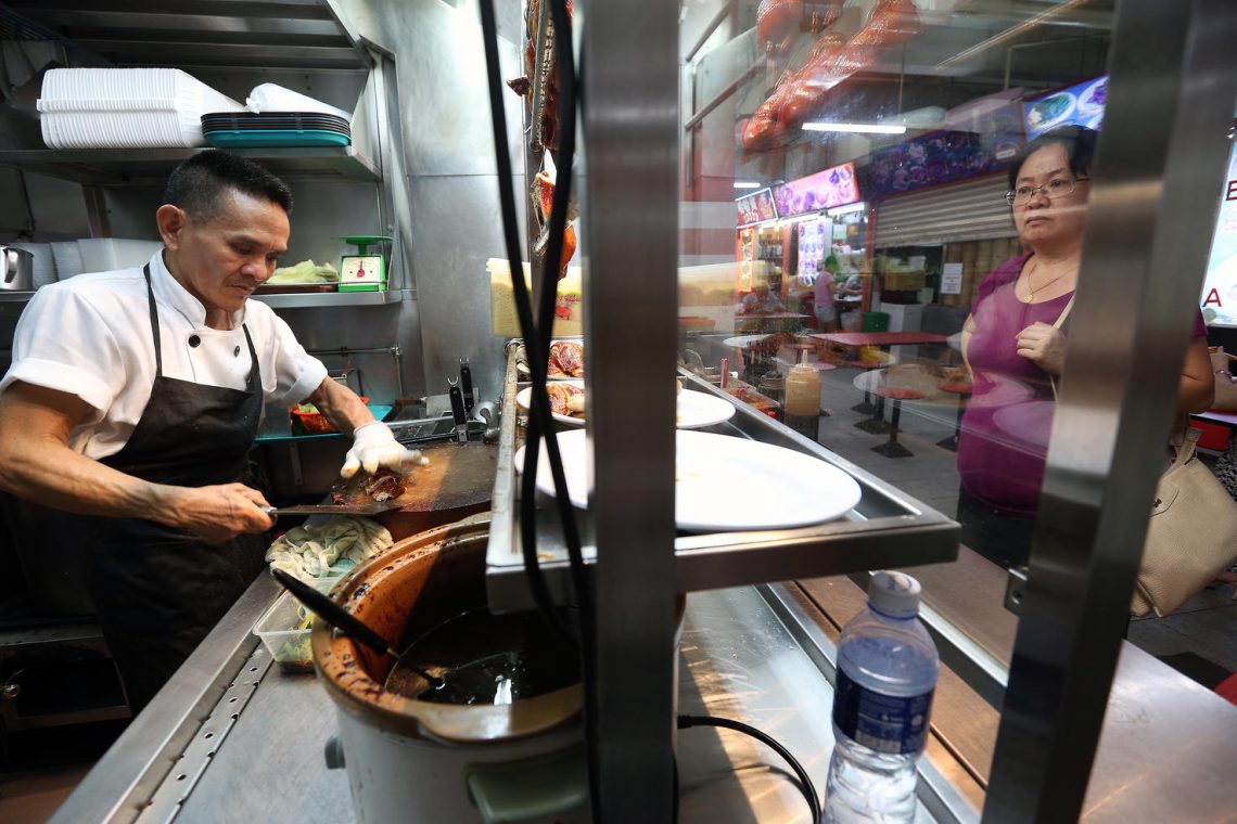 Şefler Dünyasının Oscar'ı Michelin Yıldızı Alan Sokak Satıcısı: Chan ...