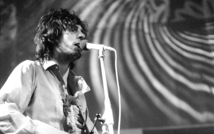 Pink Floyd'un Huzurla Hissizleşen Bir Hayatı Anlattığı Şarkısı ...