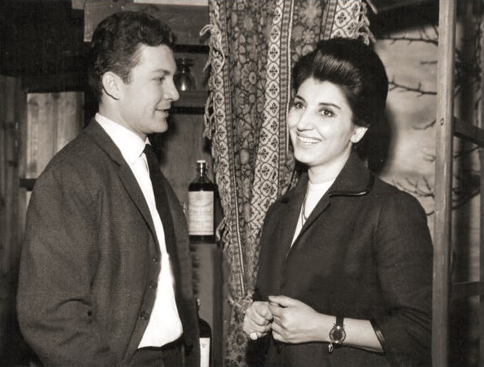 Yeşilçam'ın Şoför Nebahat’ı ve İlk Kadın Starı Sezer Sezin'in ...