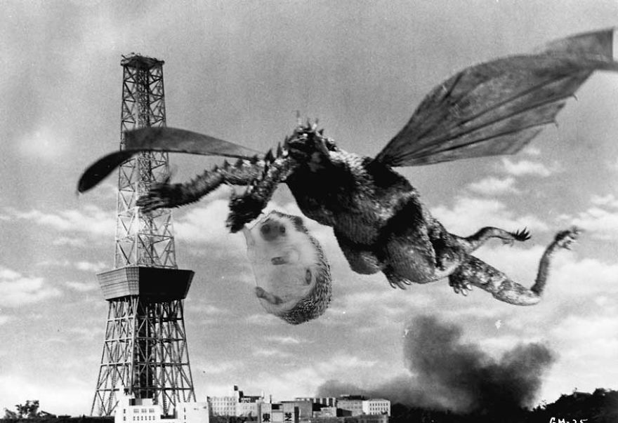 Dünyayı Kurtaran Süper Kirpi'nin Fantastik Dünyasından 27 Muazzam Kesit ...