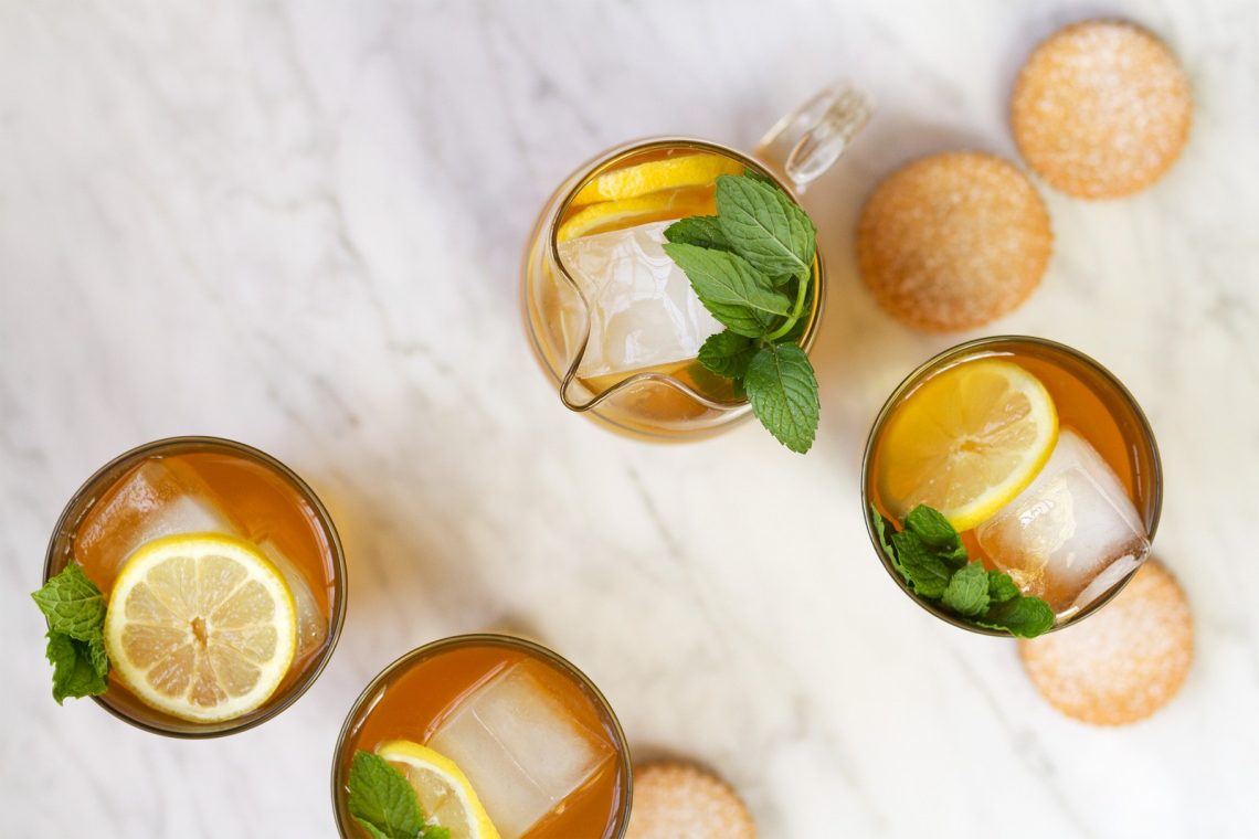 Sıcak Yaz Günlerinde Hararetinizi Alacak 9 Ev Yapımı Ice Tea Tarifi