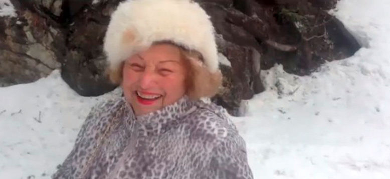 Nazi Soykırımından "Death Metal" Solistliğine: 96 Yaşındaki Inge ...