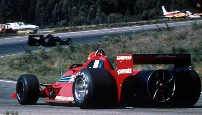Bu Pistlerden Vazgeçmemenin Kitabını Yazan Biri Geçti: Niki Lauda