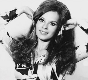 Yeşilçam'ın Ünlü Simalarından Hülya Koçyiğit Kimdir?