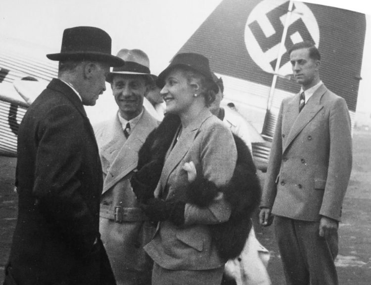 Magda Goebbels: Hitler Uğruna 6 Çocuğunu Öldüren Kadın