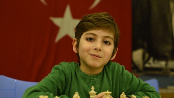 Dünyayı Değiştireceği Düşünülen Kristal ve İndigo Çocuk Nedir?