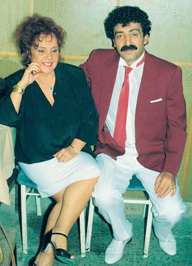 Türk Sinema Oyuncusu ve Şarkıcı Muhterem Nur Kimdir?