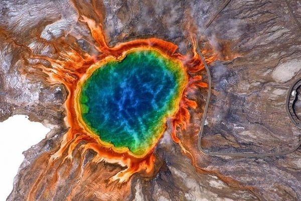 Grand Prismatic Spring: Masallardan Çıkmış Gibi Görünen Doğa Harikası