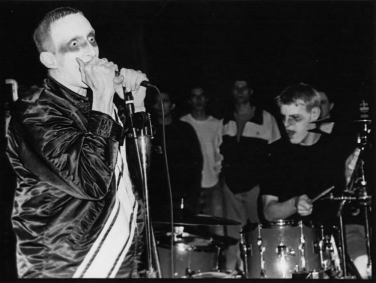 "27'ler Kulübü": Ünlüler Arasında 27 Yaşında Ölenler ve Ölüm Sebeperi