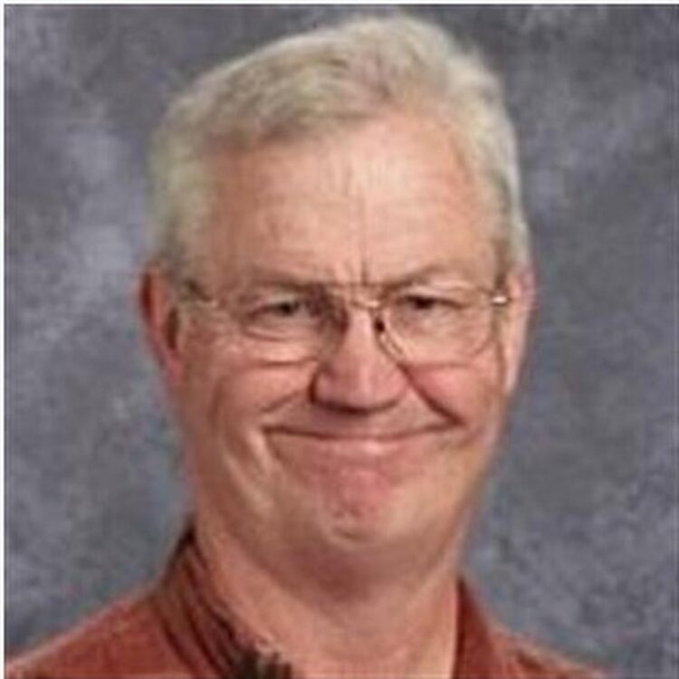 Kestiği Ağacın Altında Sıkışarak 100 Saat Hayat Mücadelesi Veren ...