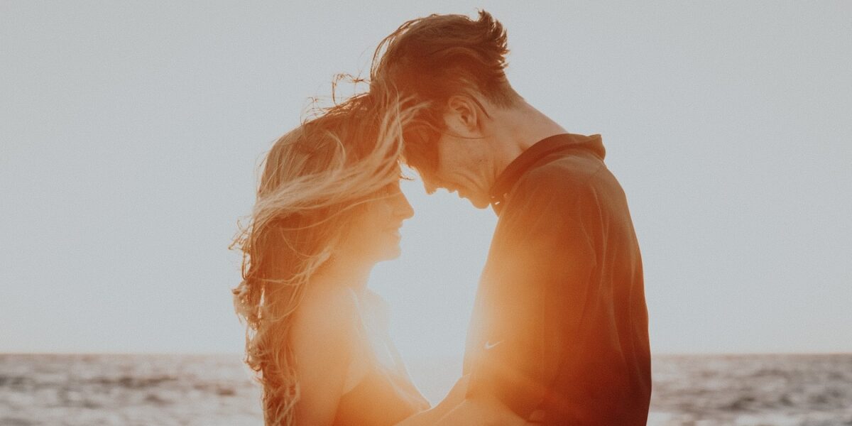 Hiç Tatmayanlara: Gerçek Aşk Hakkında Bilmeniz Gereken 12 Şey