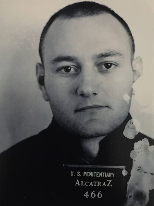 Alcatraz Hapishanesi'nden Kaçmaya Çalışan Mahkumlar | ListeList.com