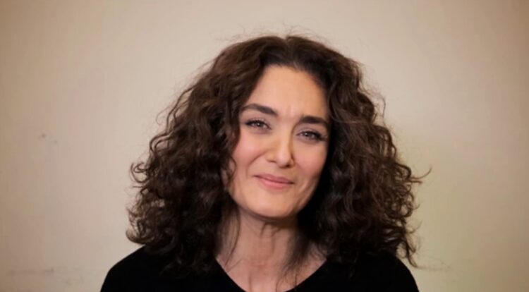 Türk Kadın Oyuncular: En Başarılı Türk Aktrisler | ListeList.com