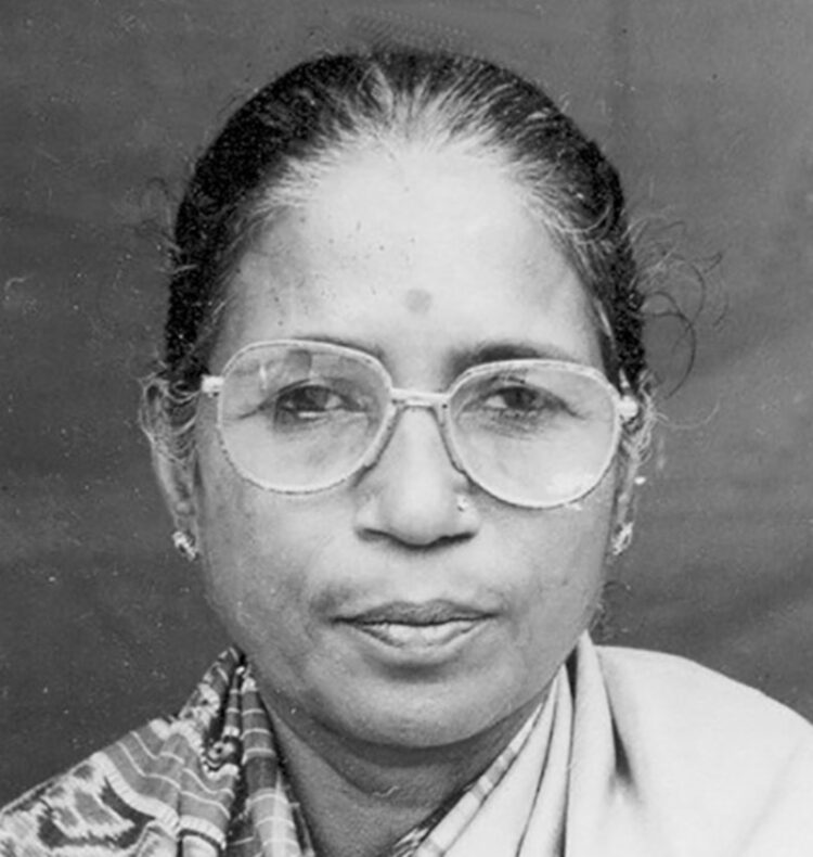 Shanti Devi: Reenkarnasyon Sonucu Eski Kocası ve Oğlunu Bulduğunu İddia ...