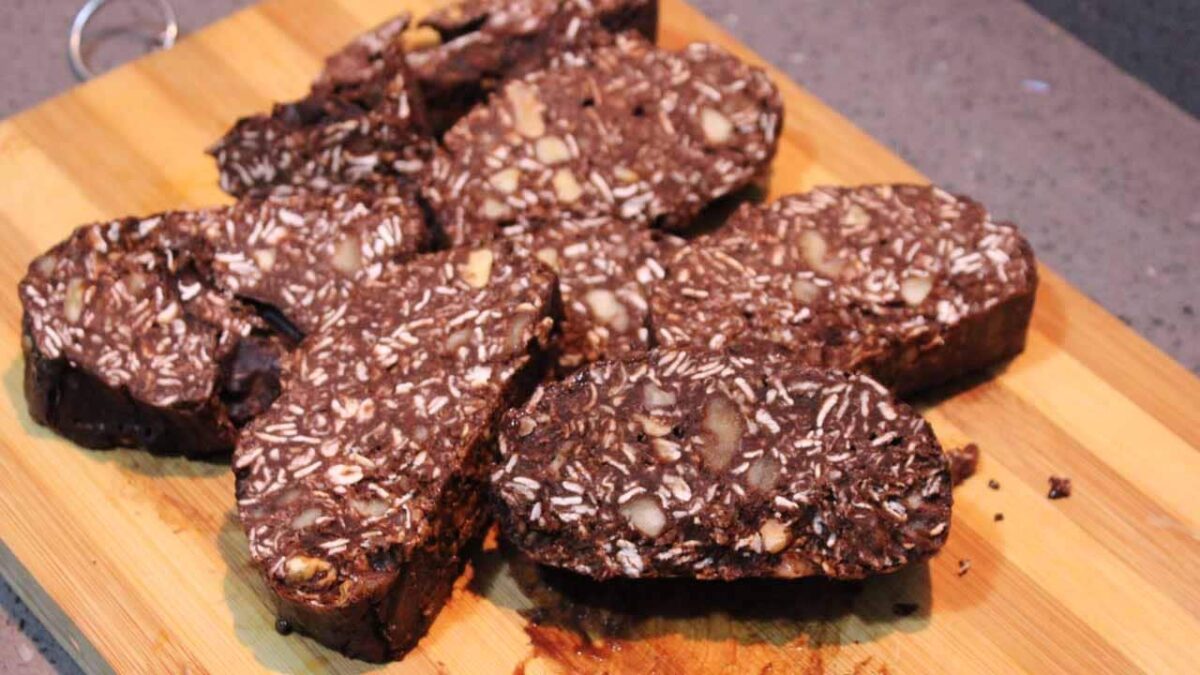 Mozaik Pasta: Çay Saatlerinin Vazgeçilmezi Olacak 5 Mozaik Pasta Tarifi