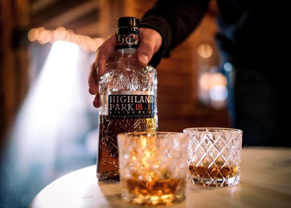 Viski Severler Buraya! Mutlaka Bilmeniz Gereken En İyi 17 Viski Markası
