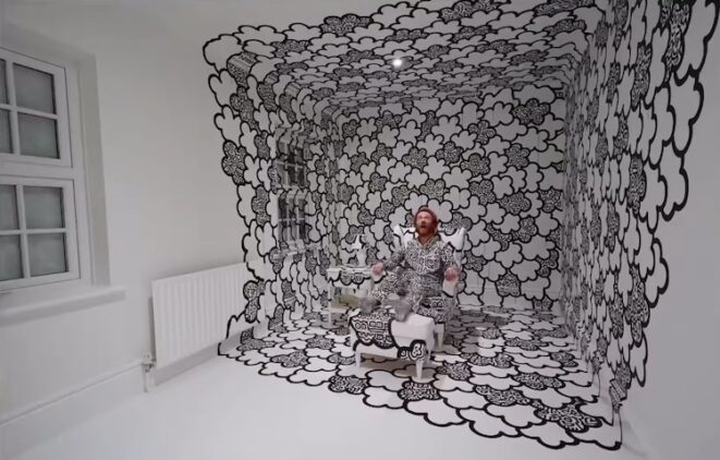 12 Odalı Evinin Tamamını Çizimleriyle Kaplayan İngiliz Sanatçı: Sam Cox