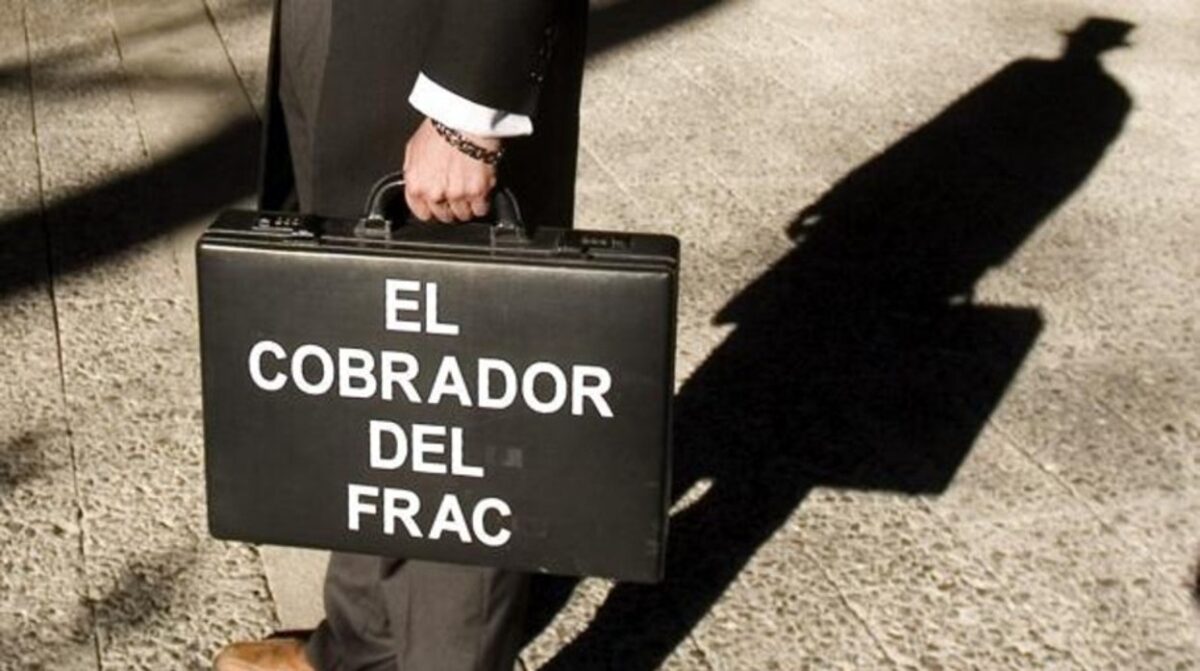 İspanya'nın Fraklı Tahsildarları: El Cobrador Del Frac