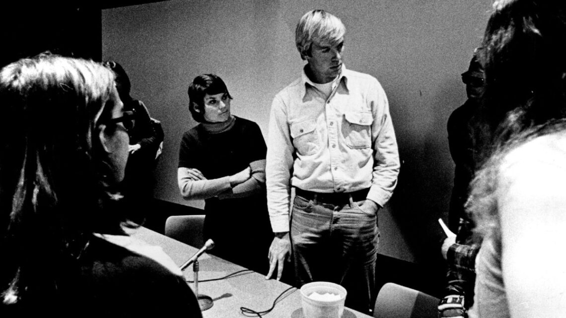 39 Üyesinin İntihar Ettiği Gizemli Uzaylı Tarikatı: Heaven's Gate