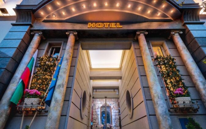 Sofya Gezi Rehberi: Nereler Gezilir, Nerede Kalınır, Ne Yenir?