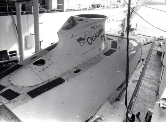 Roger Mallinson Ve Roger Chapman: Okyanus Dibinde Mahsur Kalan Denizciler