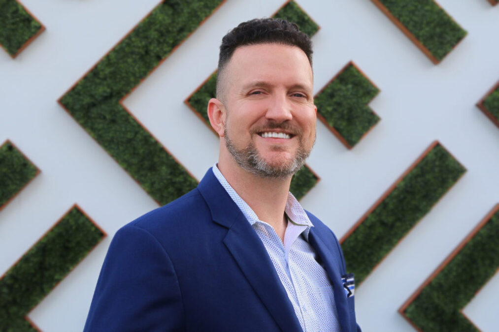 Randy Williams: Gezeceği Yeni Bir Ülke Kalmadığı İçin Kendi Ülkesini ...