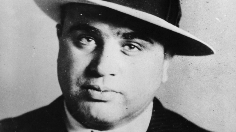 Tarihin En Acımasız Ve En Ünlü Suç Örgütü Lideri: Al Capone