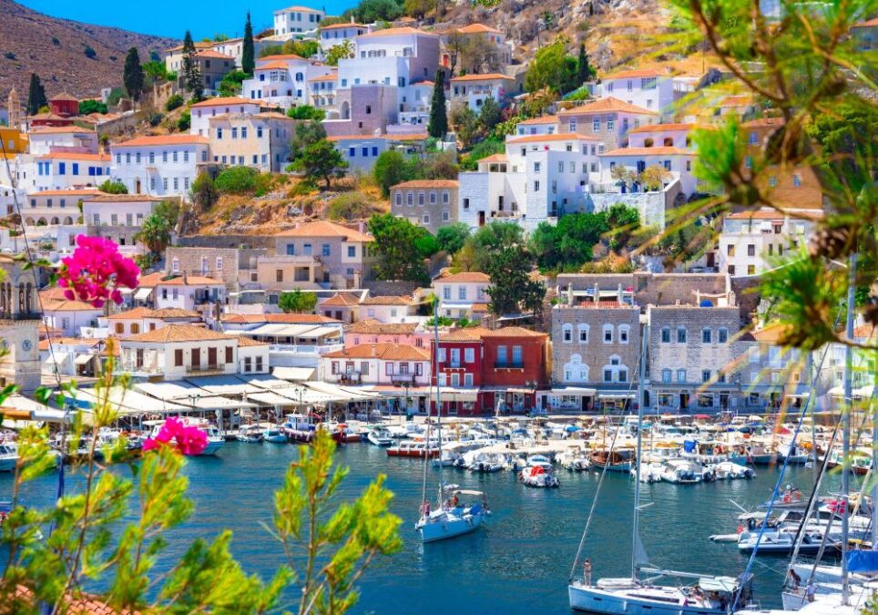 Motorlu Taşıtların Yasak Olduğu Yunanistan'ın Sessiz Cenneti: Hydra Adası