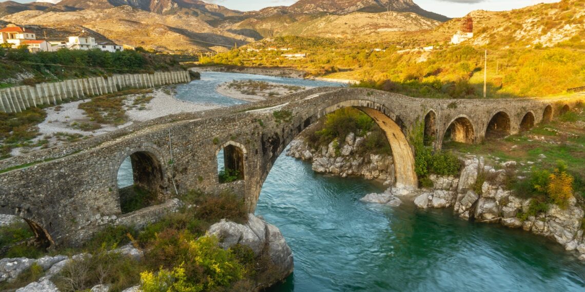 İşkodra Otelleri: Nerede Kalınır, Nereler Gezilir, Ne Yenir?
