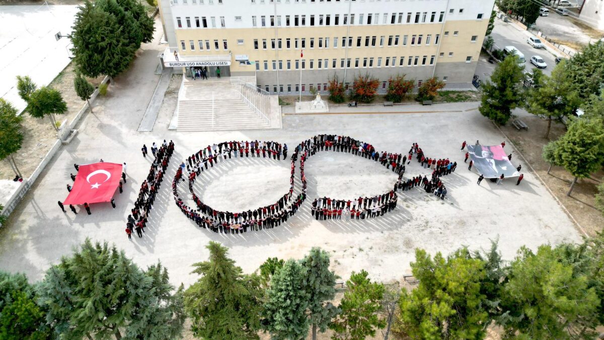 Yaşasın Cumhuriyet! Yurdun Dört Bir Yanından 100. Yıl Kutlamaları