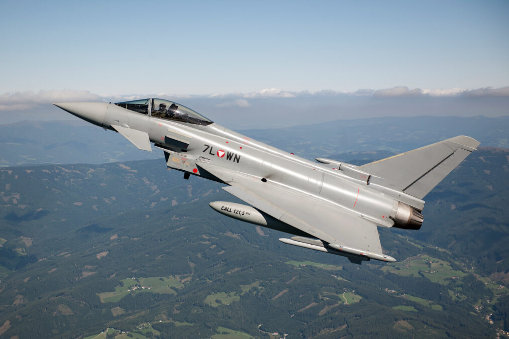 Avrupa'nın Savaş Uçağı: Eurofighter Typhoon Hakkında Bilmeniz Gerekenler
