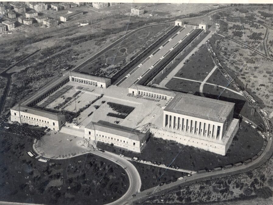 Anıtkabir'e Ev Sahipliği Yapan Beştepe'nin İsmi Nereden Geliyor?