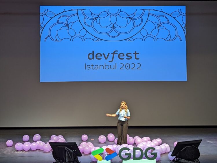 Teknoloji Meraklılarının Heyecanla Beklediği Buluşma: DevFest İstanbul 2023