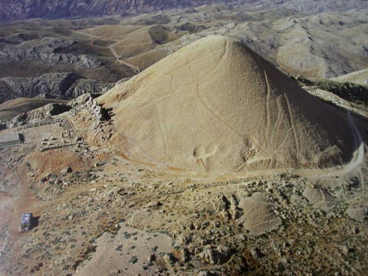 Anadolu’nun Piramitleri: Tümülüsler Hakkında Bilmeniz Gerekenler