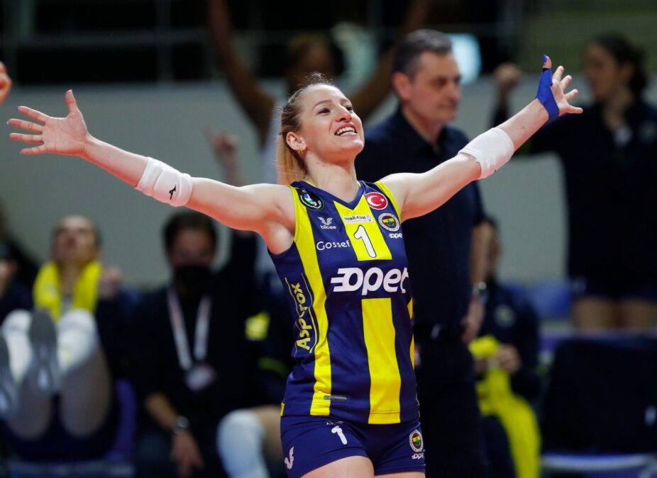Gizem Örge Kimdir: Boyu, Kilosu, Yaşı ve Başarıları | ListeList.com Gizem Örge Kimdir: Boyu, Kilosu, Yaşı ve Başarıları | ListeList.com