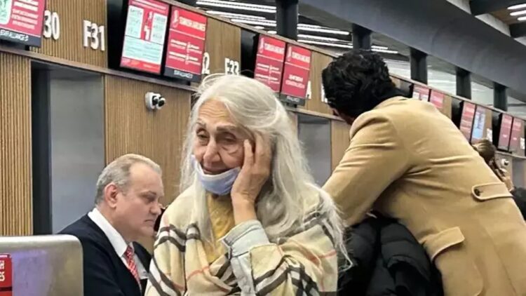 İranlı Shiva Kaviani Günlerdir İstanbul Havalimanında Yaşıyor