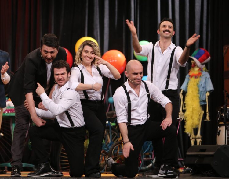 Giray Altınok'un Yer Aldığı En İyi Diziler Ve Filmler | ListeList.com