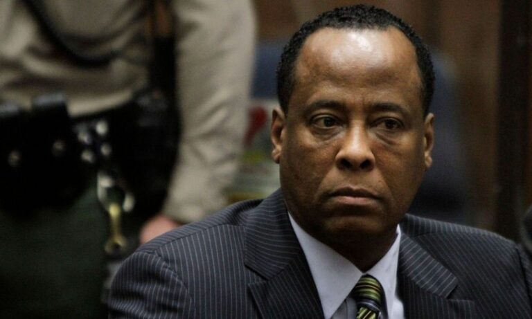 Michael Jackson'ı Öldürmekle Suçlanan Doktor Conrad Murray Kimdir?