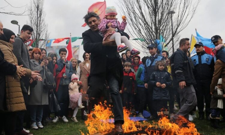 Nevruz'un Tarihi Ne Kadar Eskiye Gidiyor? Nevruz Hangi Ritüellerle ...